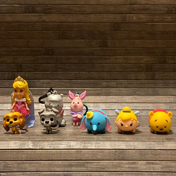 Disney | Toys | Lot Of Disney Store Collectible Keychains 7 Keychains ...